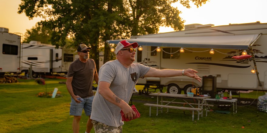Camping Etiquette Tips | Sun Outdoors