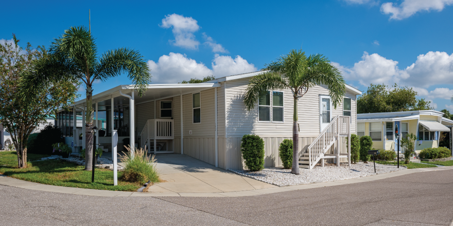 Essential Tips for Snowbirds | Sun Outdoors