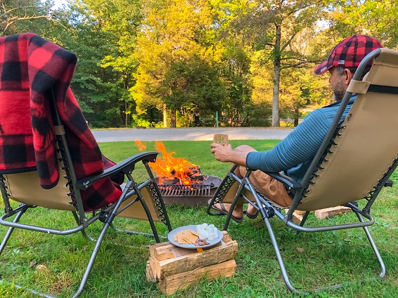 RV Resort in Santa Claus, IN - Sun Outdoors Lake Rudolph