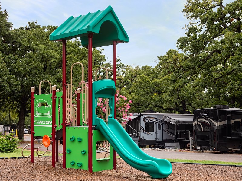 RV Resort in Arlington, TX - Treetops