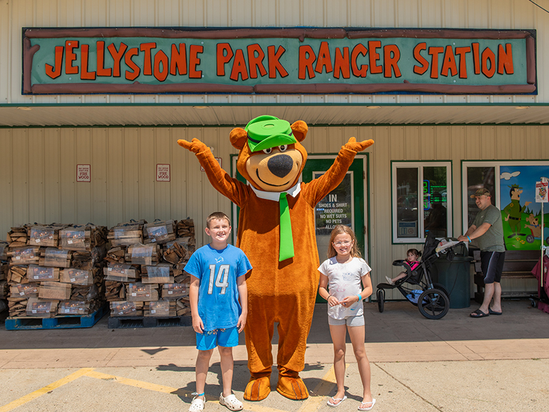 Amenities in Jellystone Park™ Barton Lake, Freemont, IN