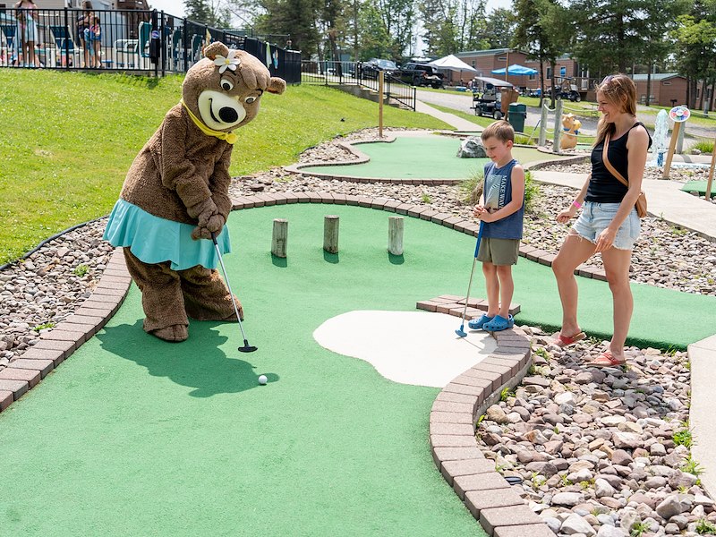 Amenities in Jellystone Park™ of Western New York, North Java, NY