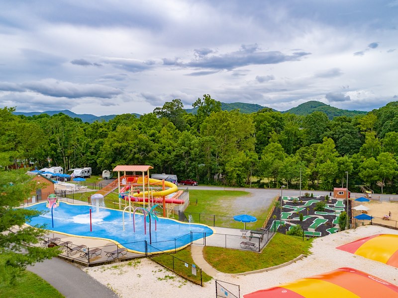 Amenities in Jellystone Park™ at Natural Bridge, Natural Bridge Station, VA