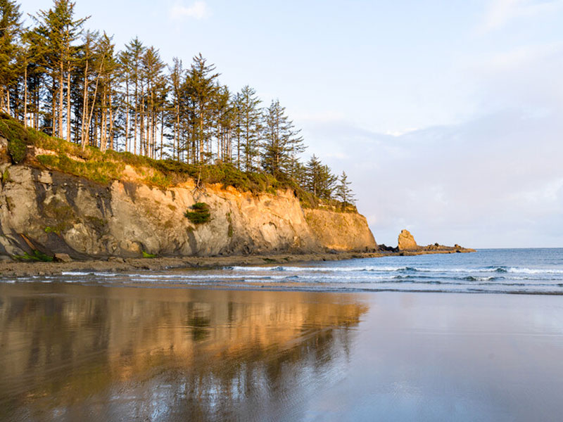 Amenities in Sun Outdoors Coos Bay, Coos Bay, OR