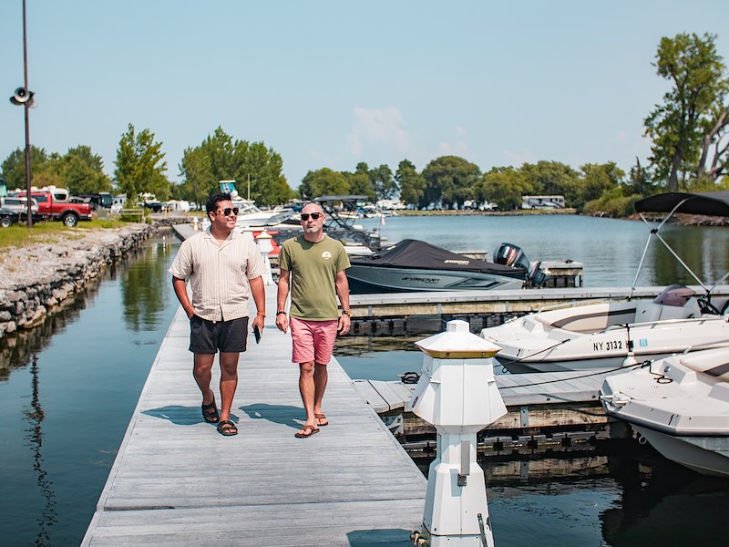 Amenities at Sun Outdoors Association Island