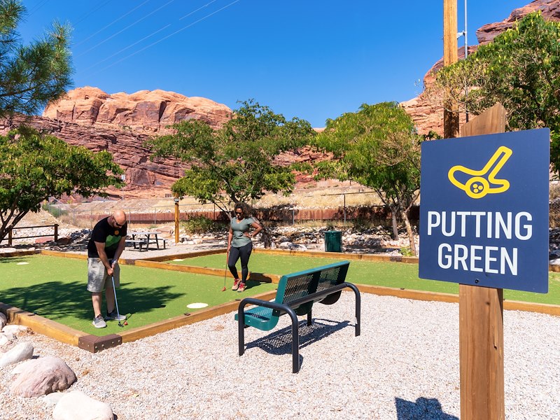 Amenities in Sun Outdoors Arches Gateway, Moab, UT