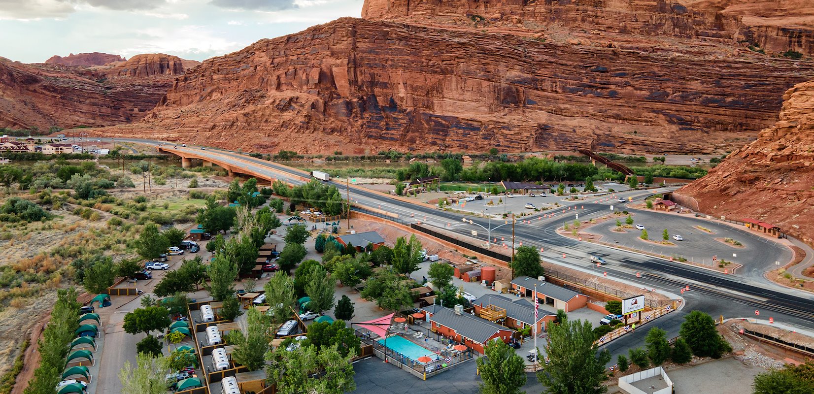 RV Resort in Moab, UT - Sun Outdoors Arches Gateway
