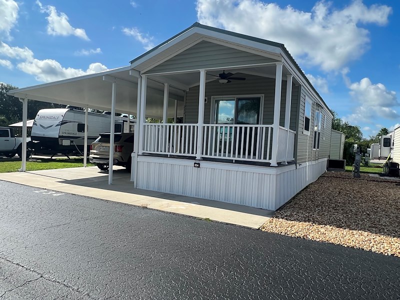 RV Resort in Bushnell, FL - Blueberry Hill