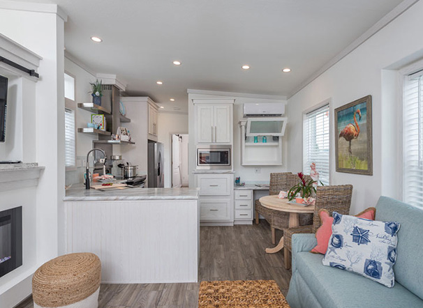 Vacation Homes Styles & Custom Features | Sun Outdoors