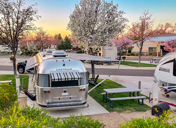 RV Sites with Hookups and Concrete Pads | Sun RV Resorts